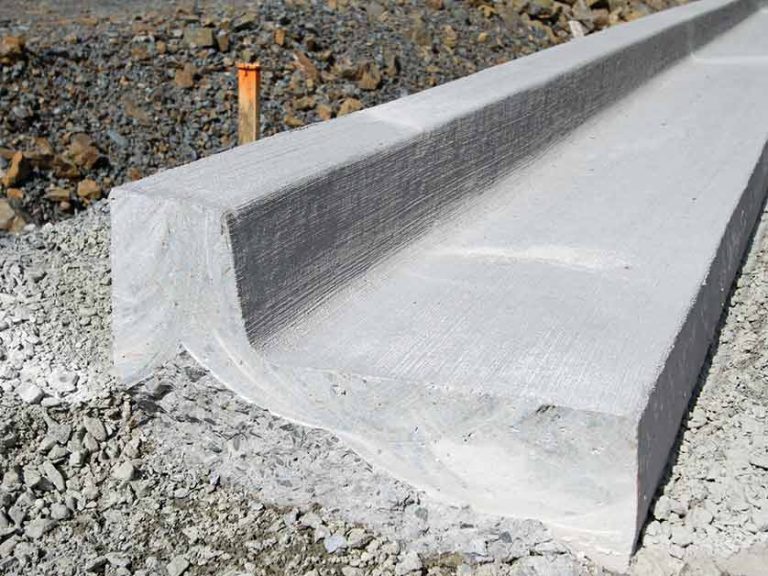 A Quick Look at Concrete Curbs and Gutters