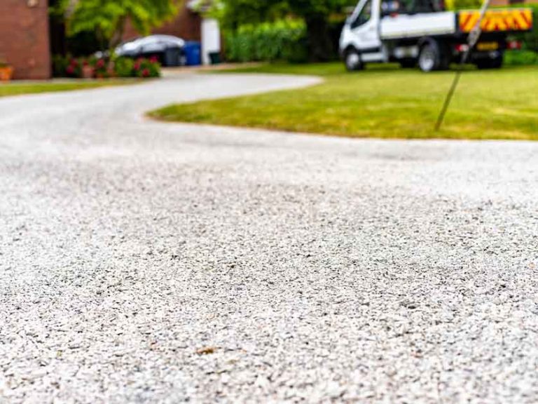 What Is a Tar-and-Chip Driveway? - Bonness